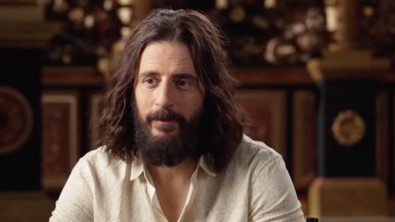 Jonathan Roumie totalmente conmovido en 2 entrevistas